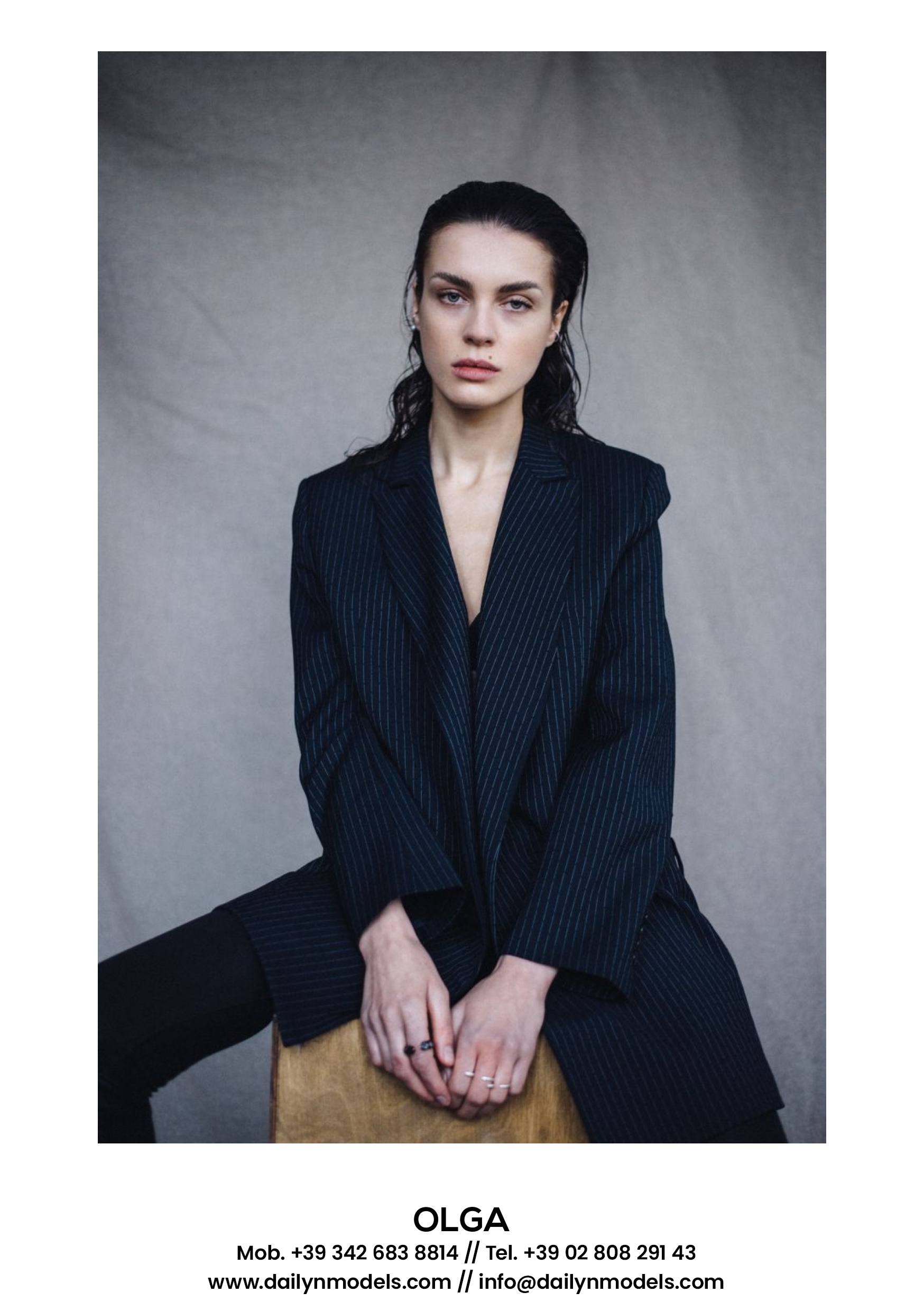 Opla modella hostess | DAILYN MODELS MANAGEMENT
